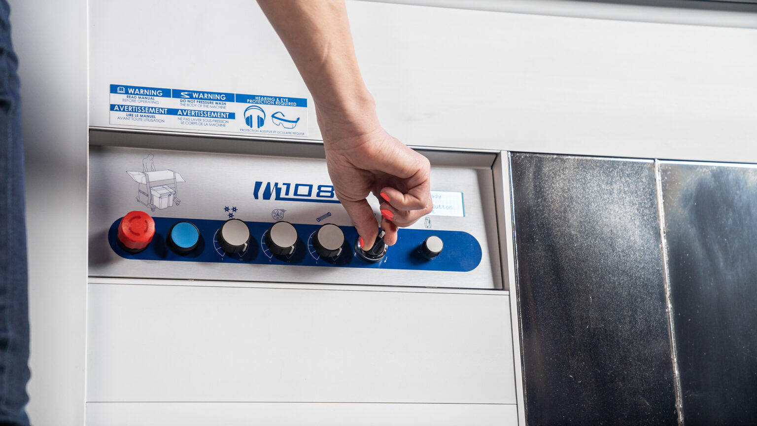 Understanding the Control Panel - Mobius Trimmer