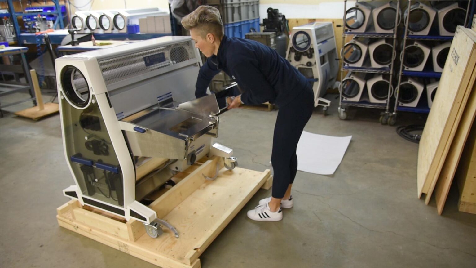 Uncrating & Assembly - Mobius Trimmer