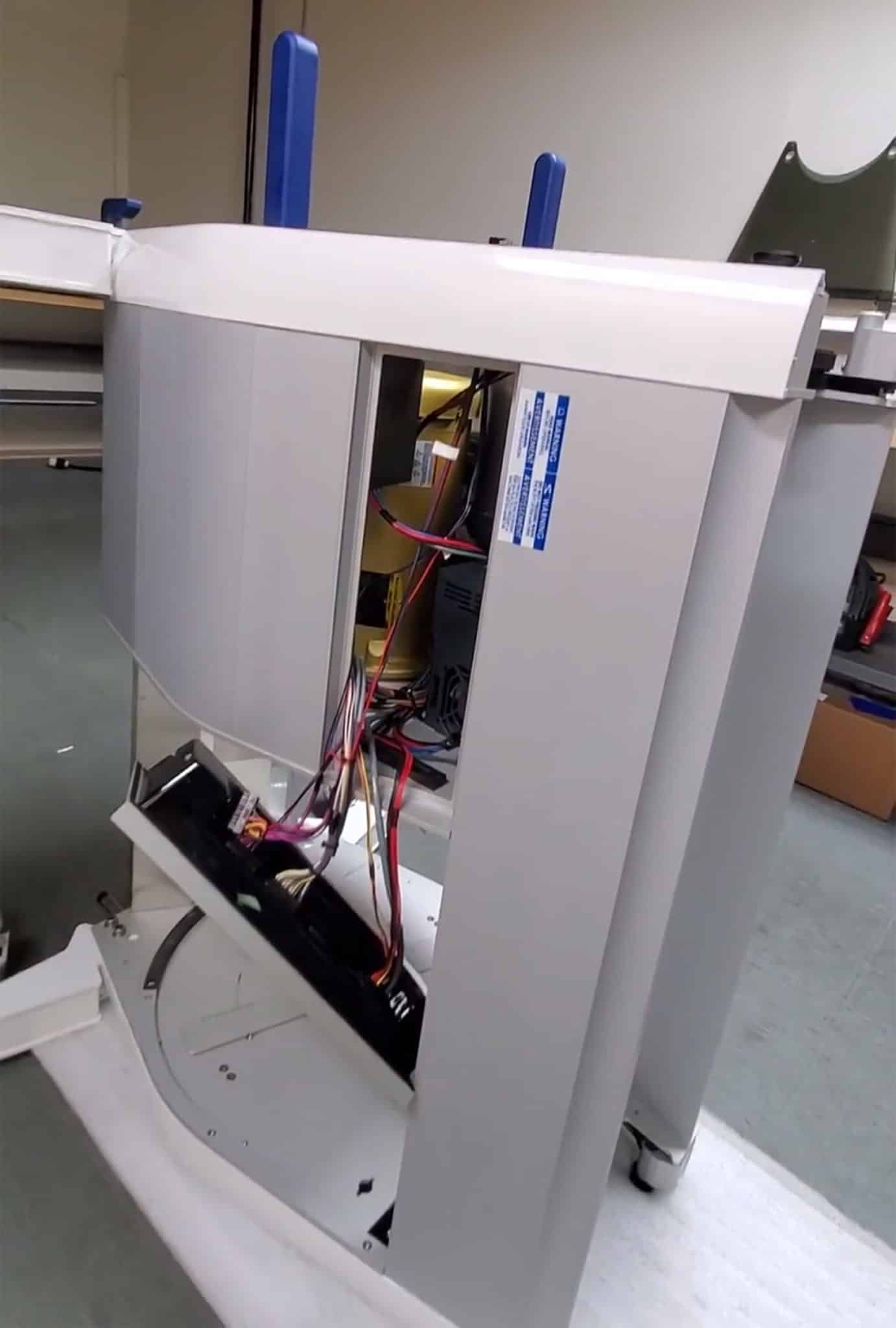 Putting the M108S Into Service Position - Mobius Trimmer