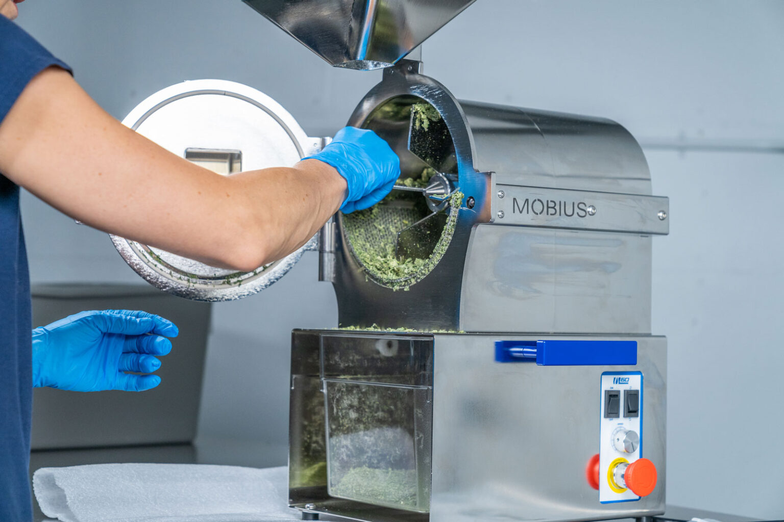 M60 Mill Mobius Trimmer