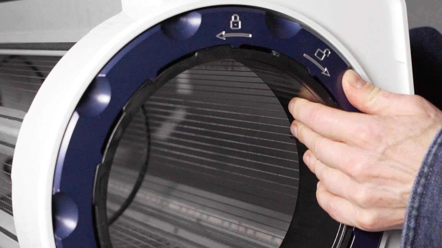 Tumbler Installation & Removal - Mobius Trimmer